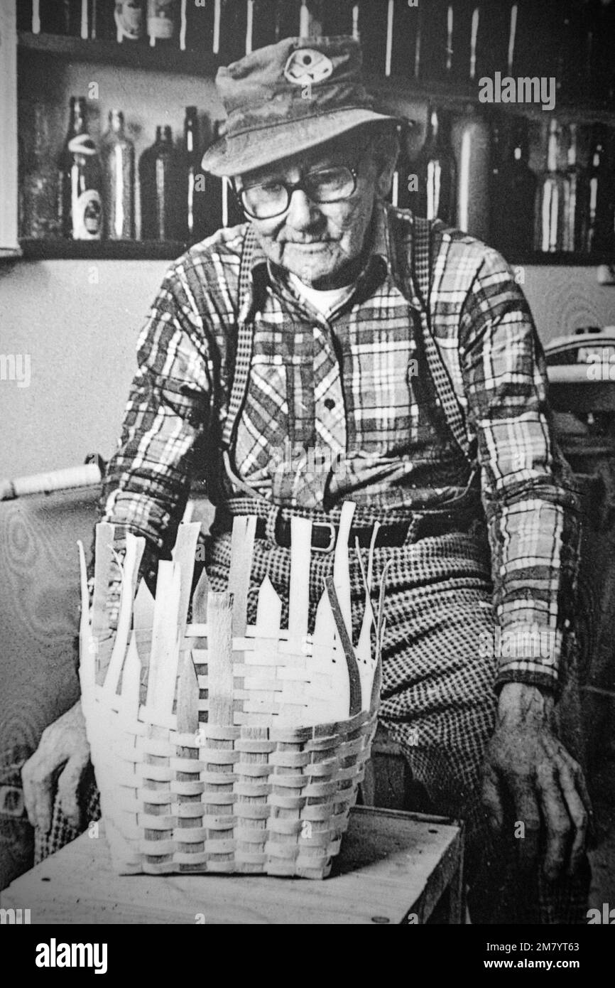 METEPENAGIAG SITE RETRACING THE CULTURE AND ORIGINS OF THE MI'KMAQ ...