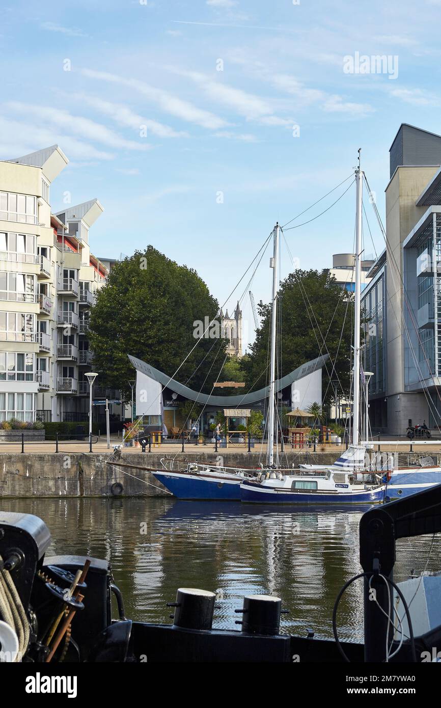 Hanover quay bristol hi-res stock photography and images - Alamy