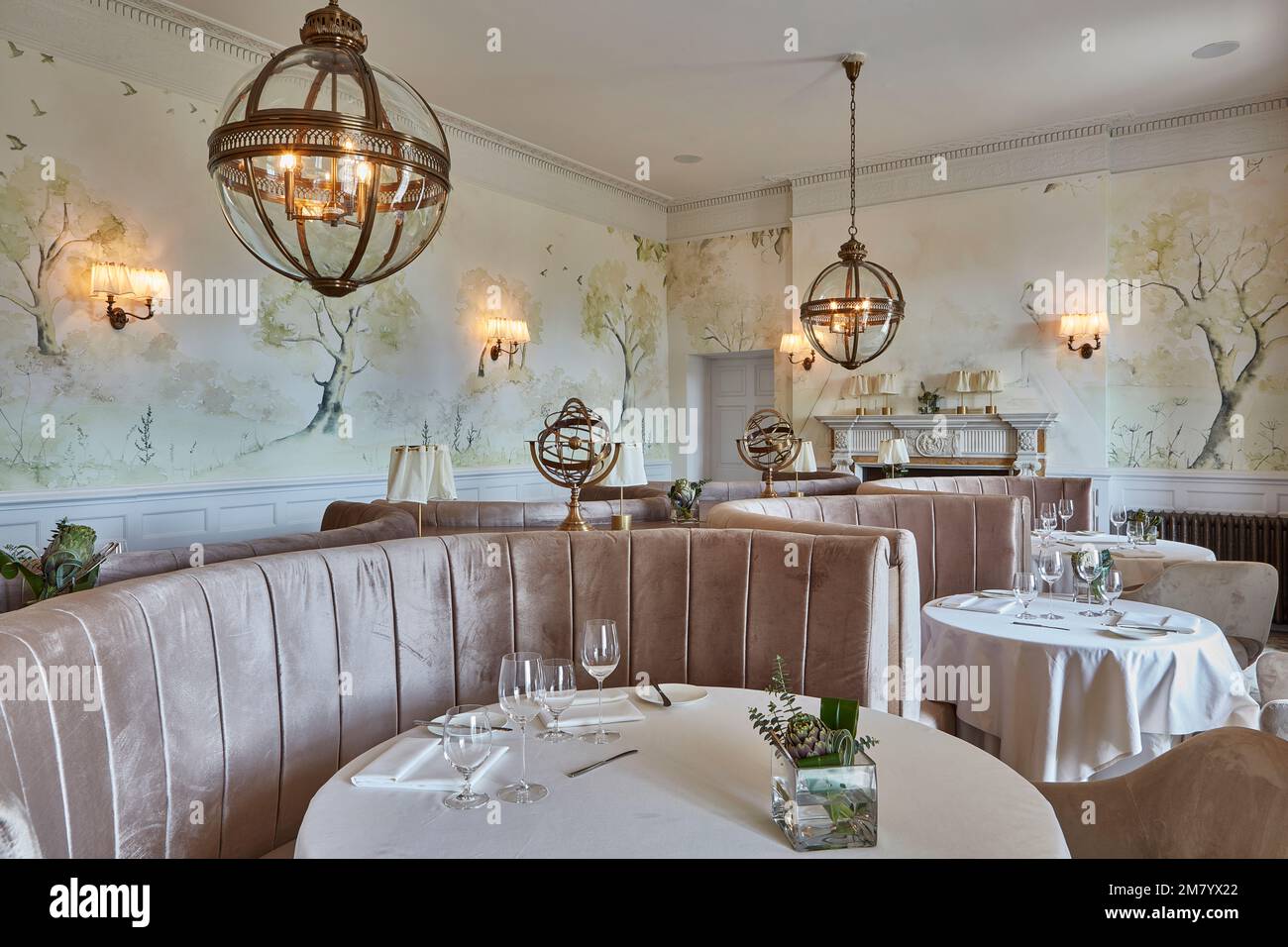 Lympstone manor restaurant hi-res stock photography and images - Alamy
