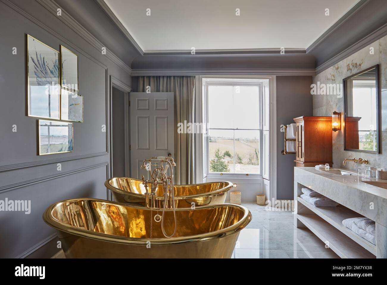 Lympstone manor house hi-res stock photography and images - Alamy