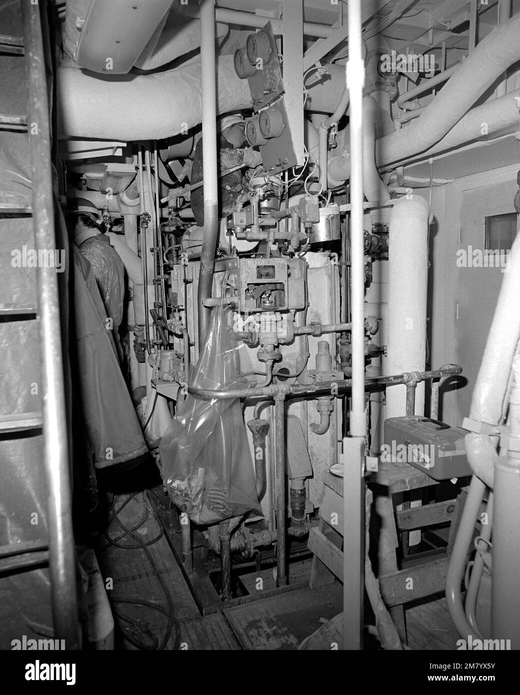 The auxiliary machinery room No. 3 aboard the guided missile frigate ...