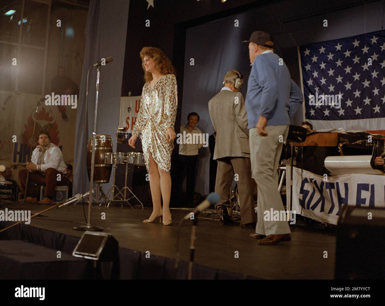 Comedian Bob Hope and actress Brooke Shields entertain U.S. Marines ...