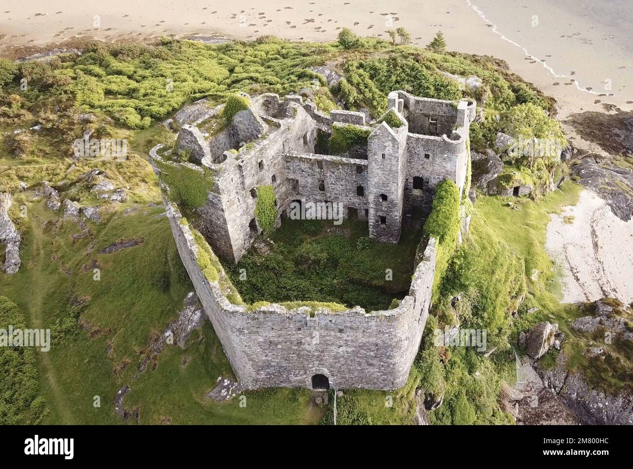 Stunning Castle Tioram, Ardnamurchan Peninsula, Scottish Highlands ...