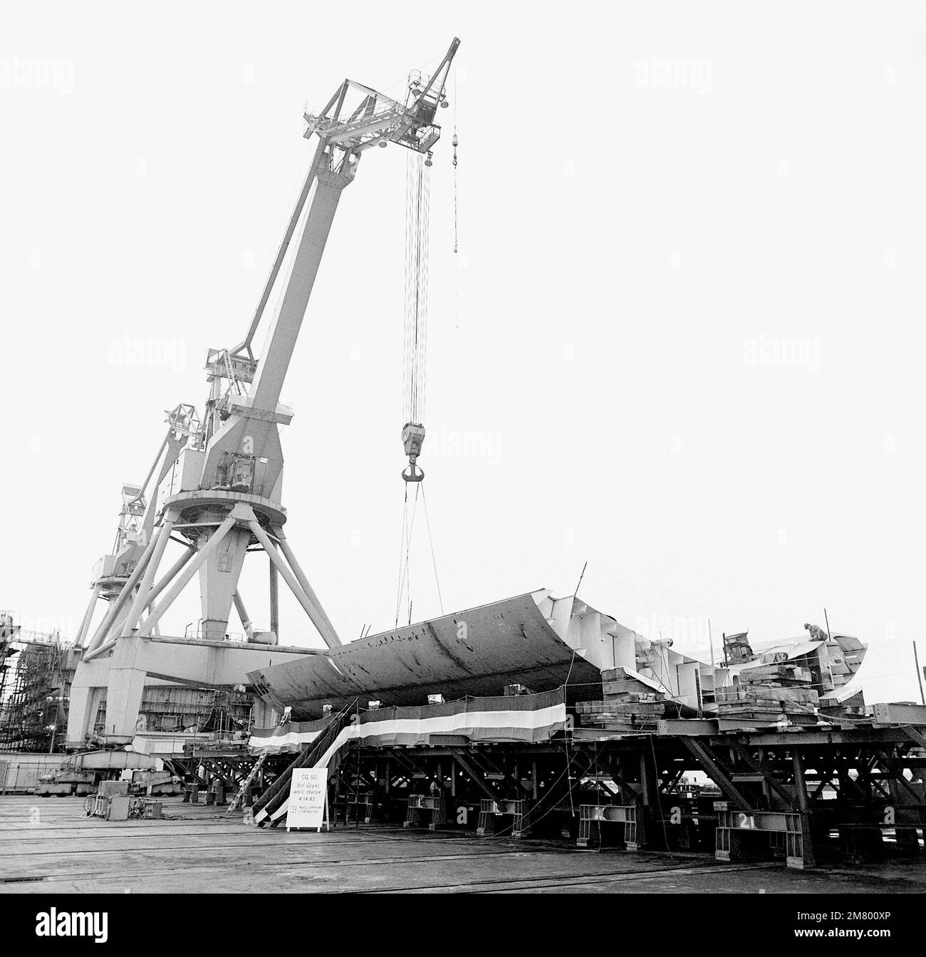 Aegis class cruiser hi-res stock photography and images - Alamy