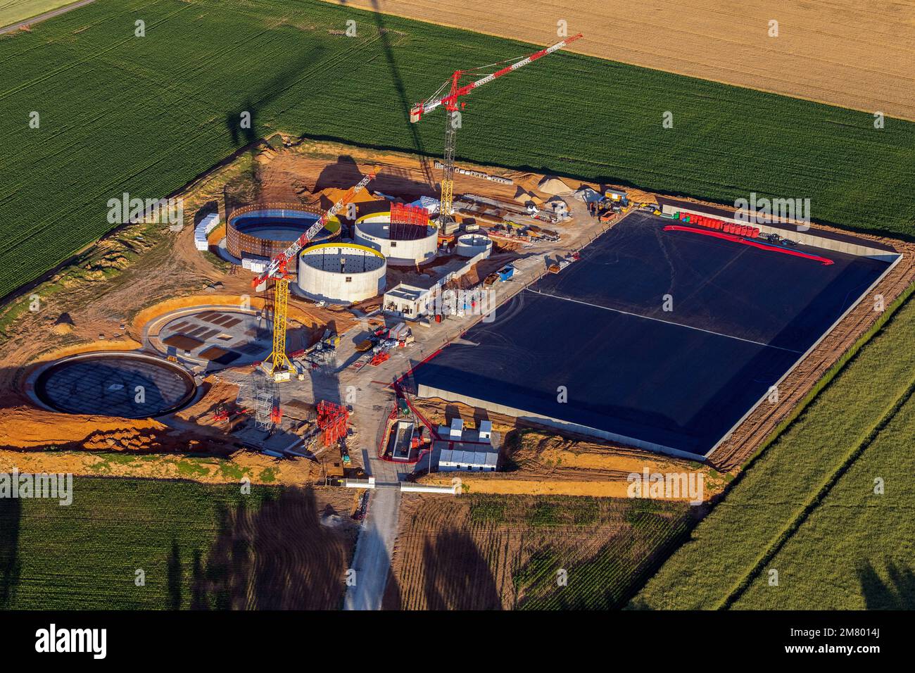 CONSTRUCTION SITE OF A METHANIZATION STATION FOR PRODUCING BIOGAS FROM ...