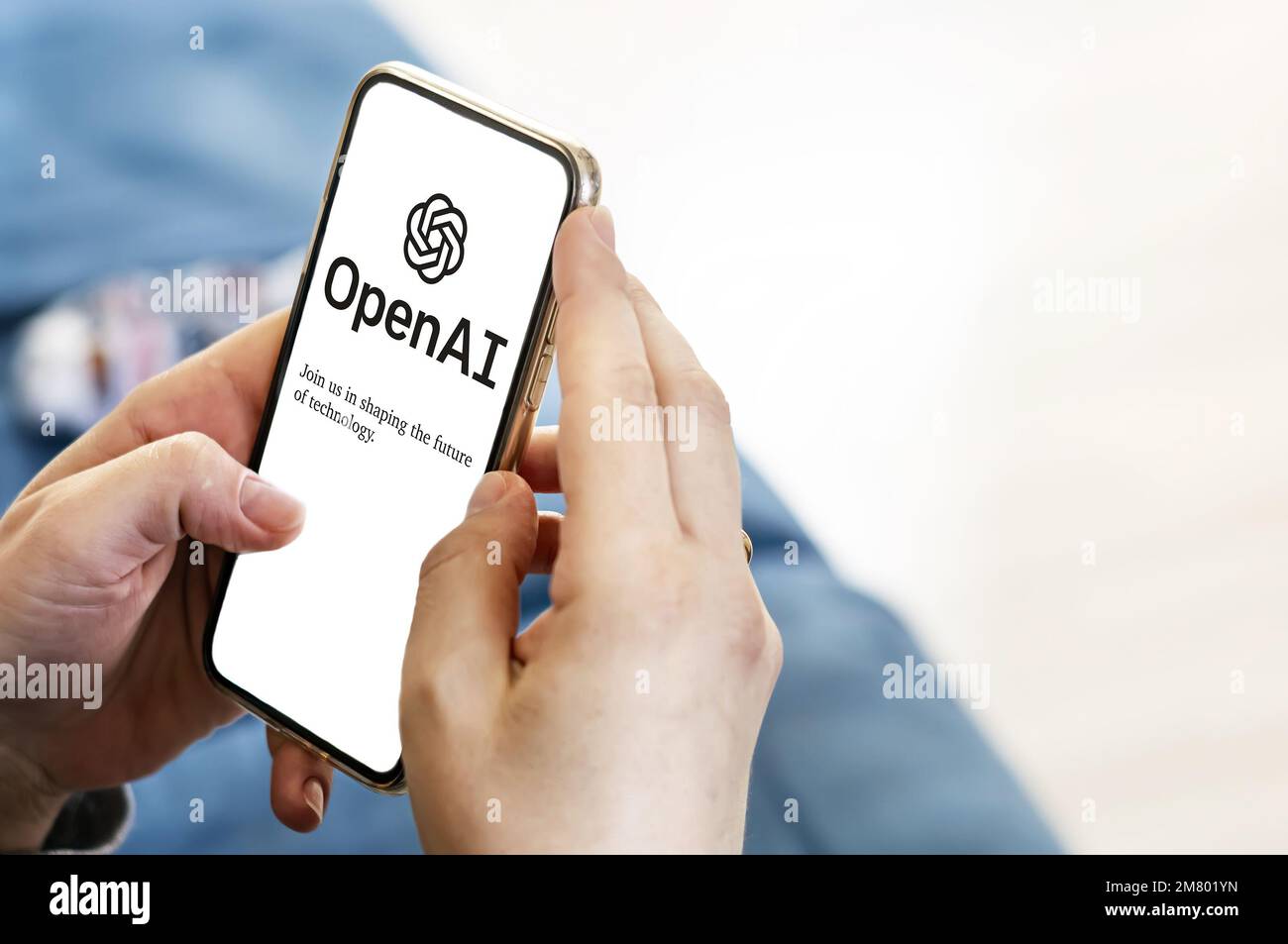 San Francisco US, Dec 2022: Female hands holding a phone with the ...