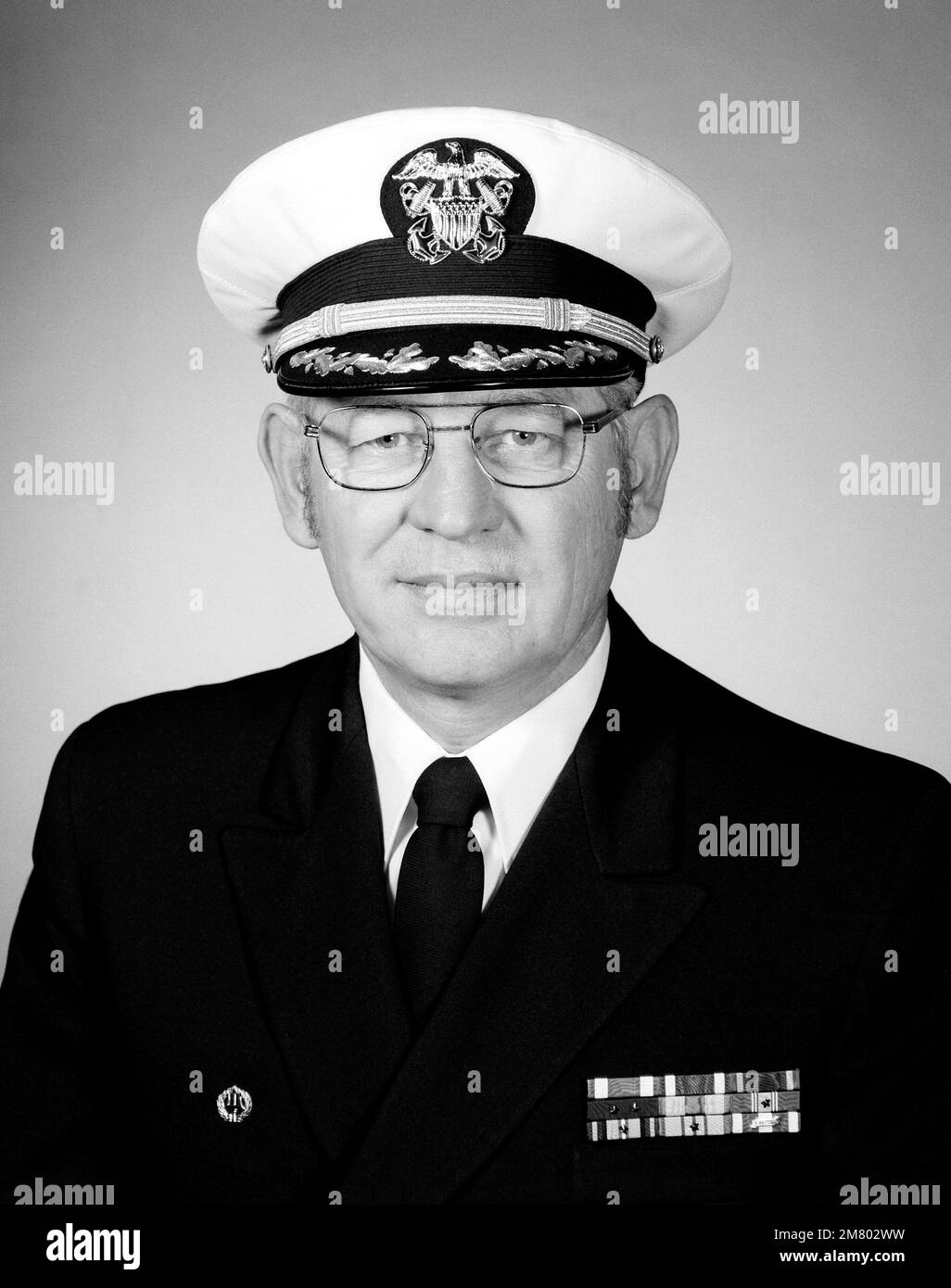 CAPT Robert D. Duff, USN (covered). Country: Unknown Stock Photo - Alamy