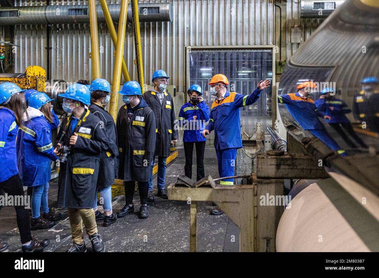 SCHOOL TOUR TO A CULTURAL PROJECT FOR THE EIGHTH GRADE STUDENTS OF THE ...