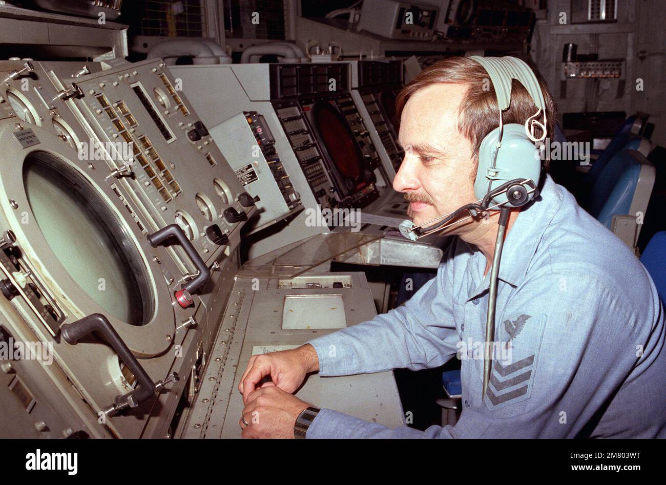 Carrier air traffic control center hi-res stock photography and images ...