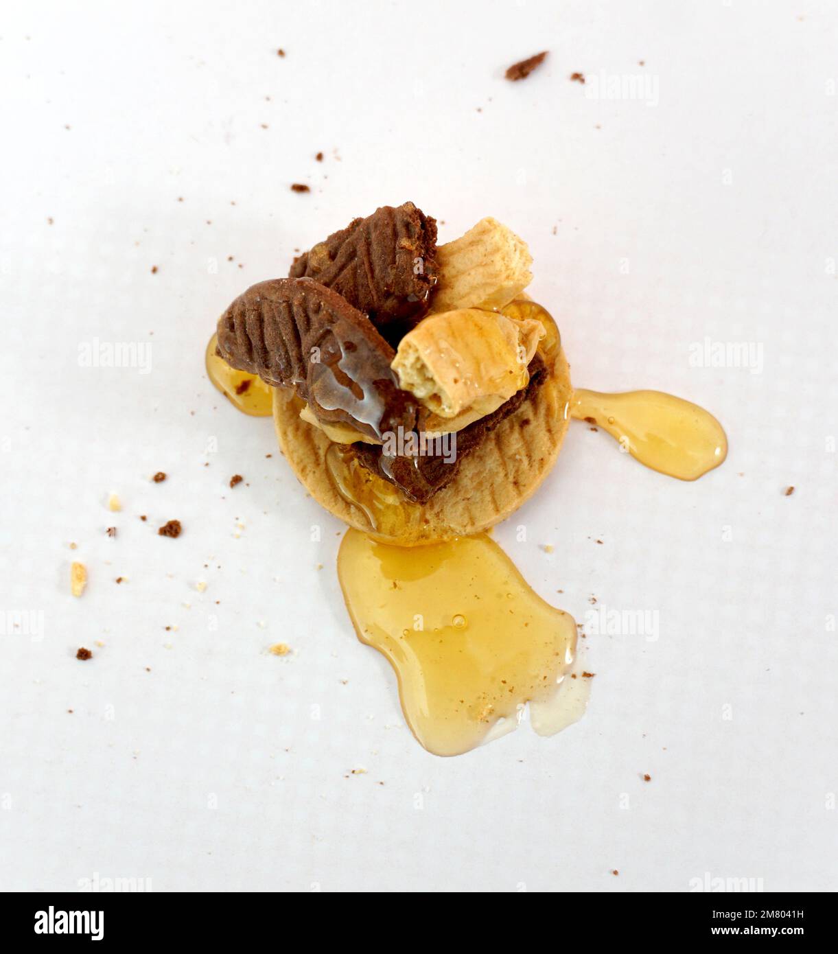 chopped Chocolate sandwich cookies amd honey Stock Photo - Alamy