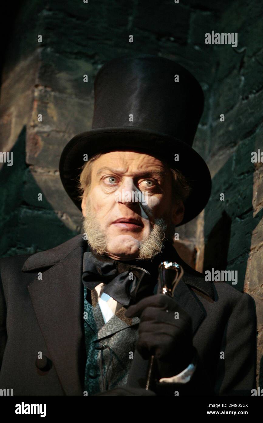 Silver jowl hi-res stock photography and images - Alamy