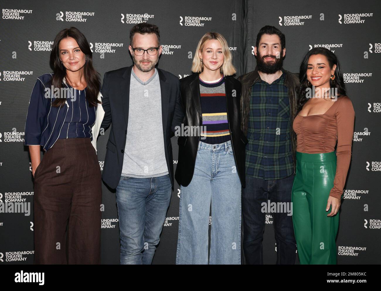New York, NY, USA. 11th Jan, 2023. Katie Holmes, Eddie Kaye Thomas ...