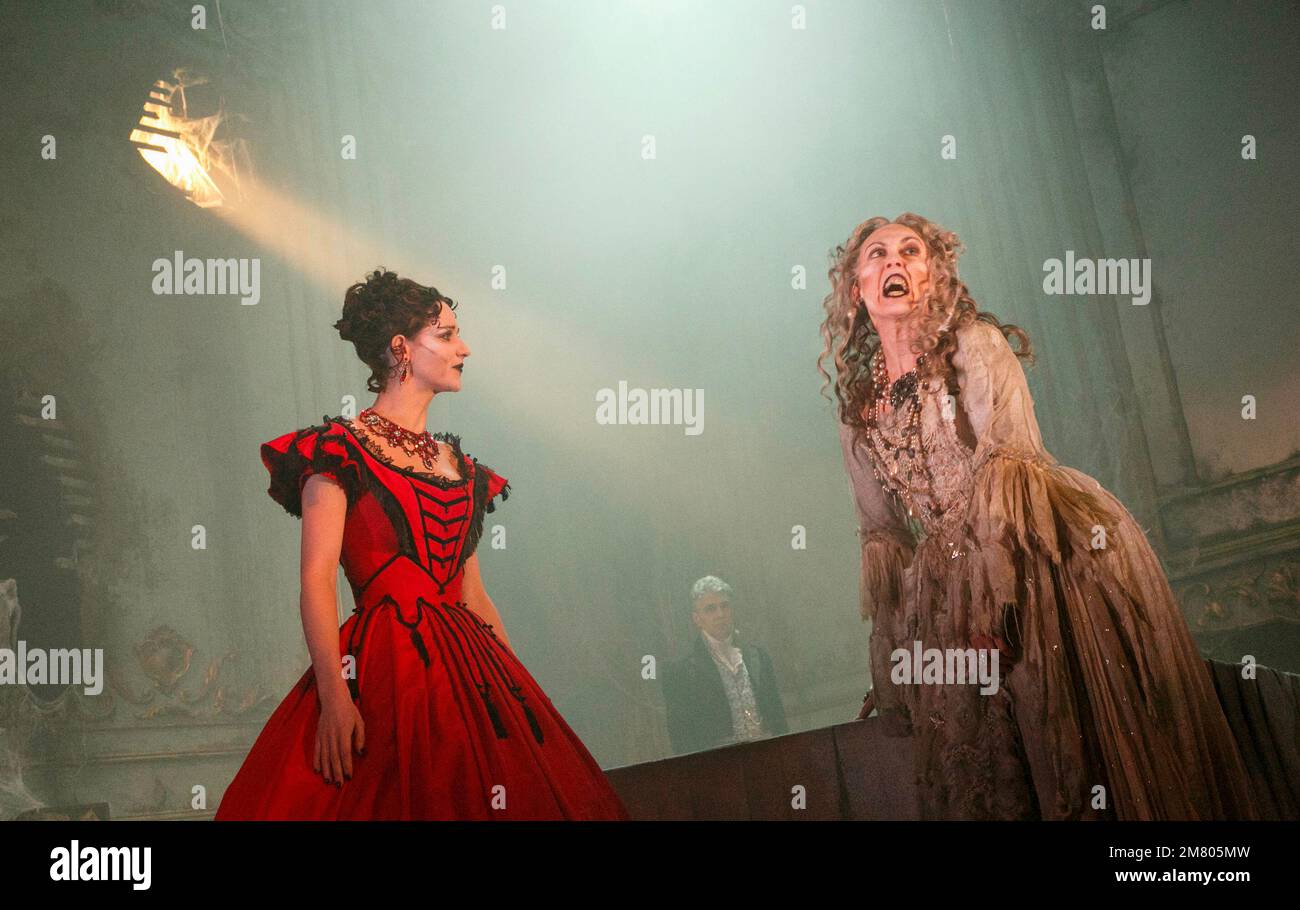 l-r: Grace Rowe (Estella), Paula Wilcox (Miss Havisham) in GREAT ...