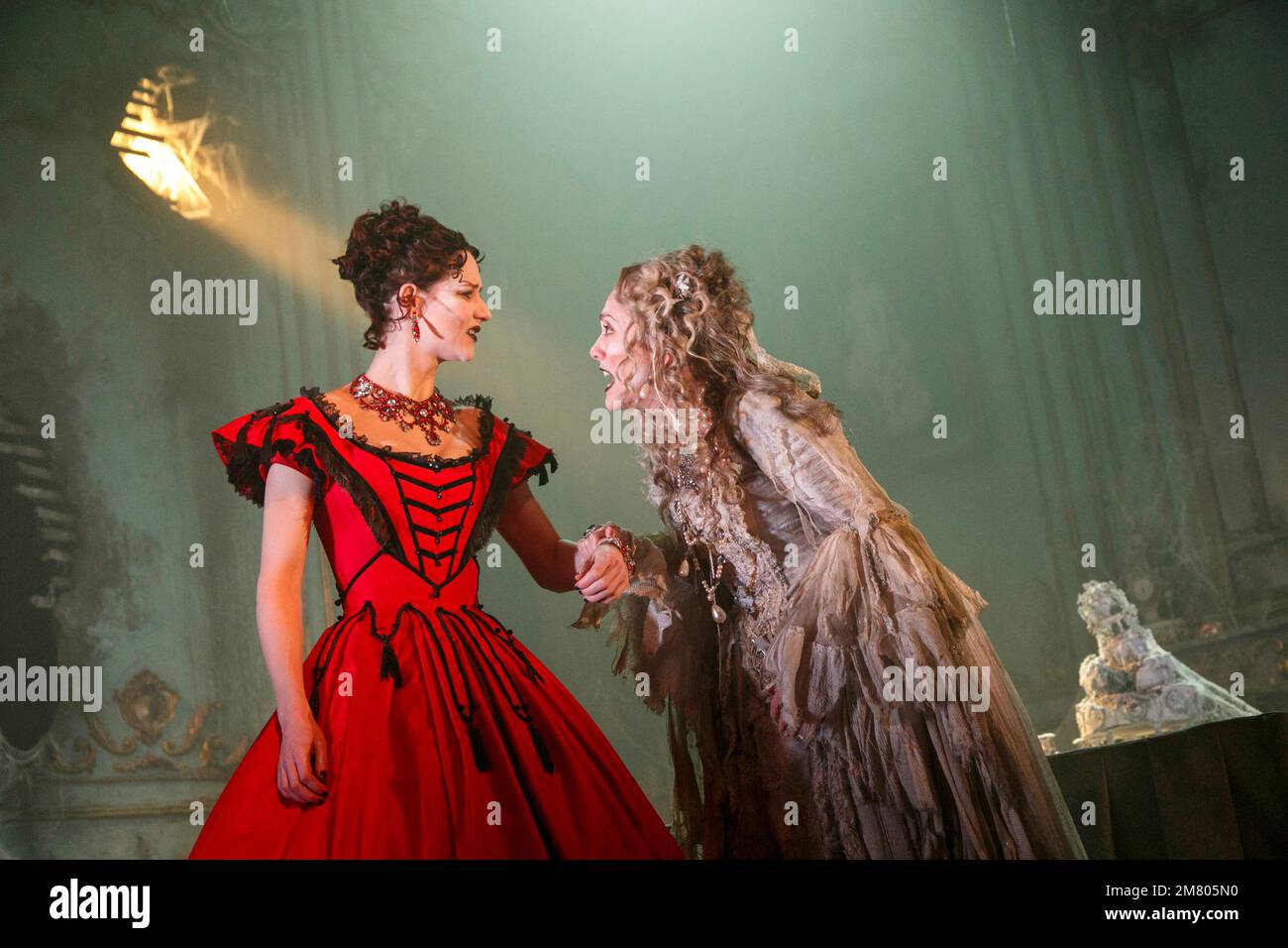 l-r: Grace Rowe (Estella), Paula Wilcox (Miss Havisham) in GREAT ...