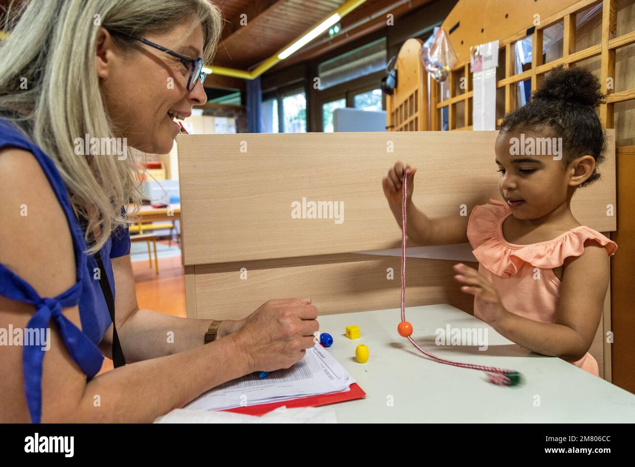 Kindergarten system hi-res stock photography and images - Alamy