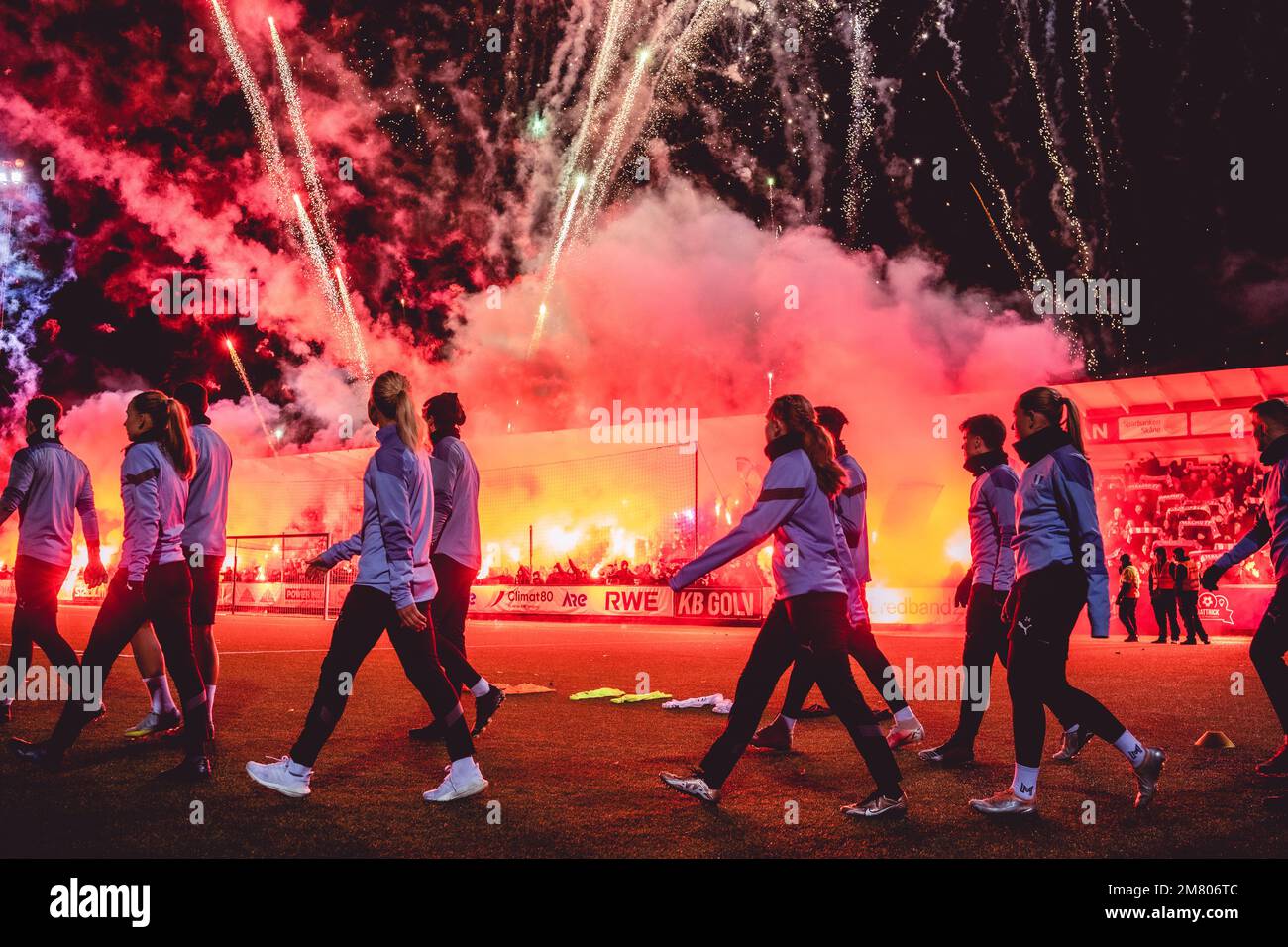Malmoe, Sweden. 09th, January 2023. Football fans of Malmö FF welcome ...