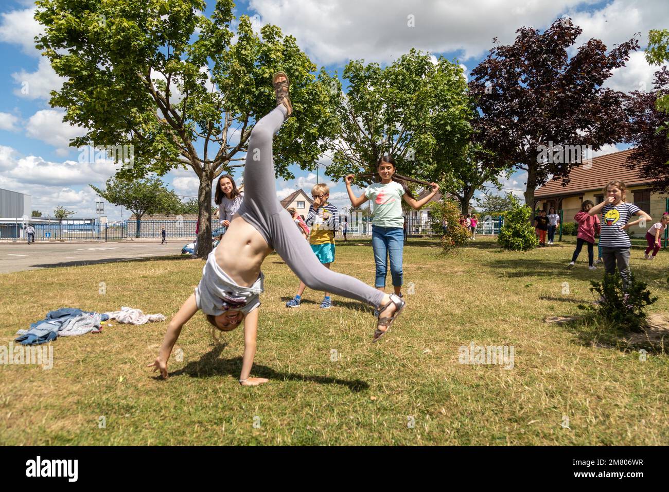 IN THE PLAYGROUND, INTEGRATION OF CHILDREN WITH DIFFICULTIES, SLIGHT ...