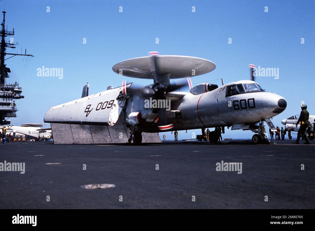 A right front view of an E-2C Hawkeye airborne-early-warning (AEW ...