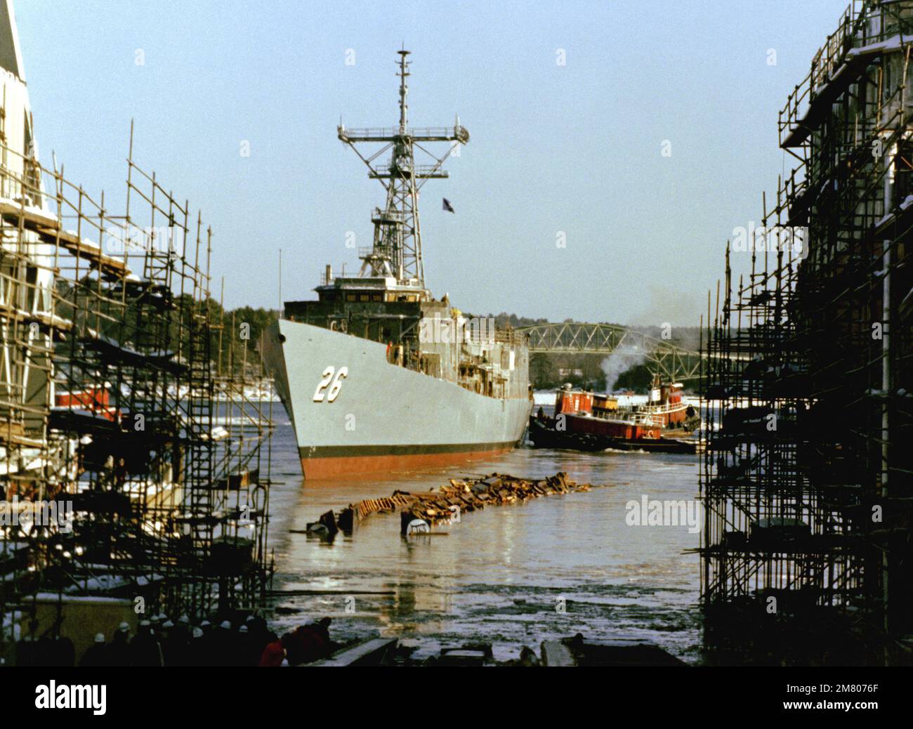 A port view of the guided missile frigate GALLERY (FFG-26) just after ...