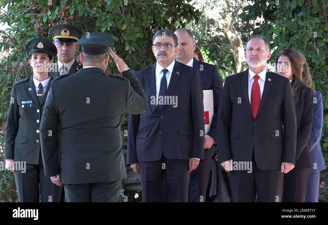 Israeli honor guard hi-res stock photography and images - Alamy