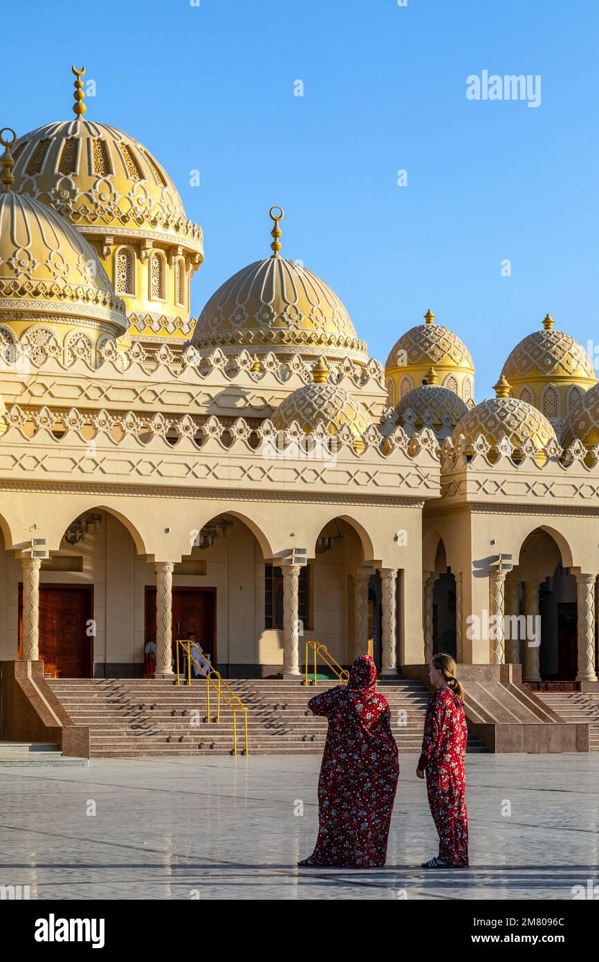 EL MINA MOSQUE, HURGHADA, EGYPT, AFRICA Stock Photo - Alamy