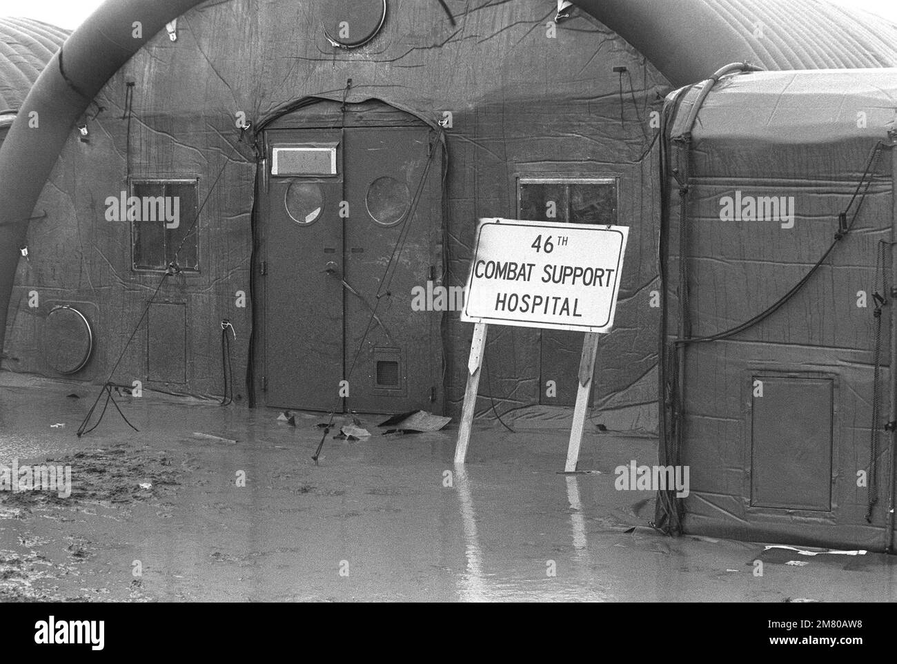 Combat support hospital Black and White Stock Photos & Images - Alamy