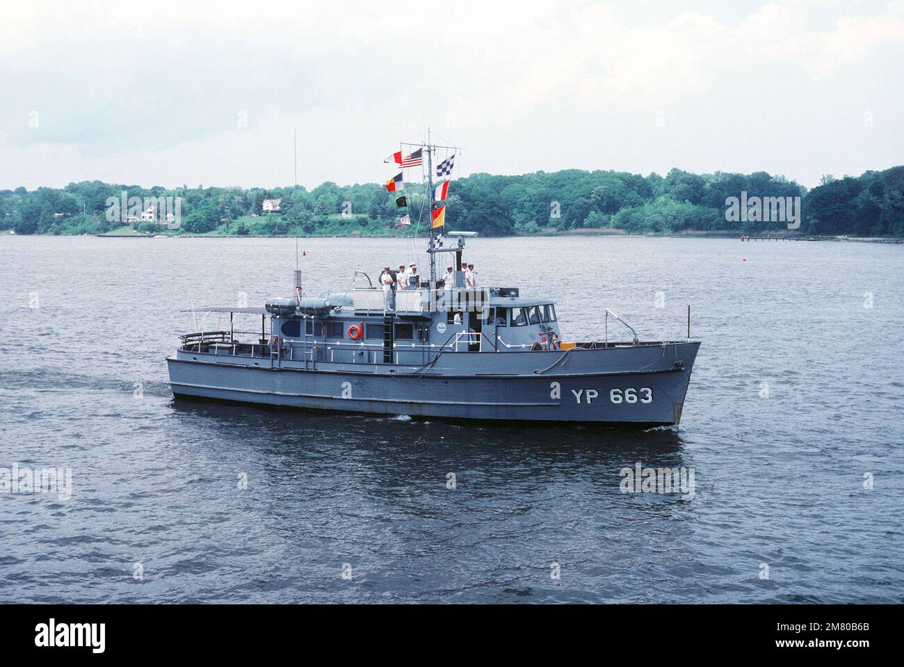 Yard patrol craft hi-res stock photography and images - Alamy