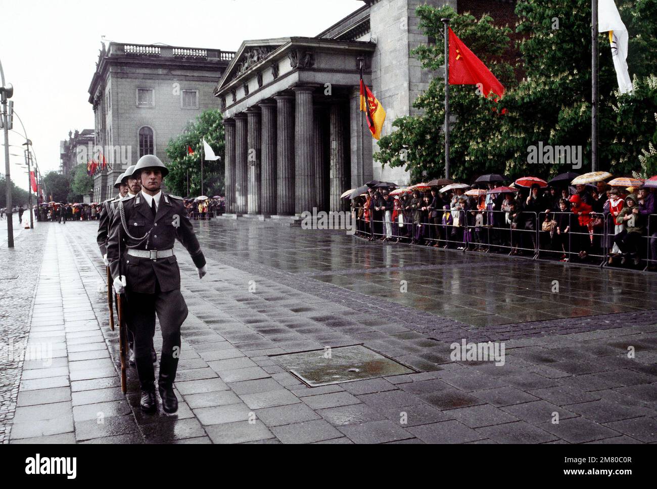 The changing of the guard takes place at the Soviet Tomb of the Unknown ...