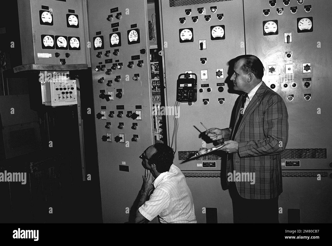 Installations pa Black and White Stock Photos & Images - Alamy