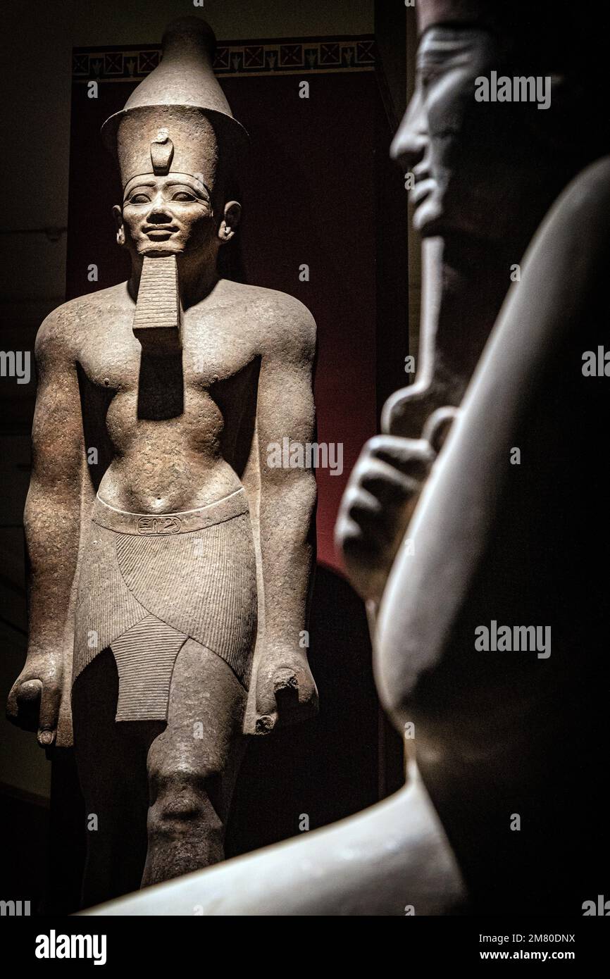 PINK GRANITE COLOSSUS OF KING SENOUSERT IV (SENEFERIBRE), EGYPTIAN ...