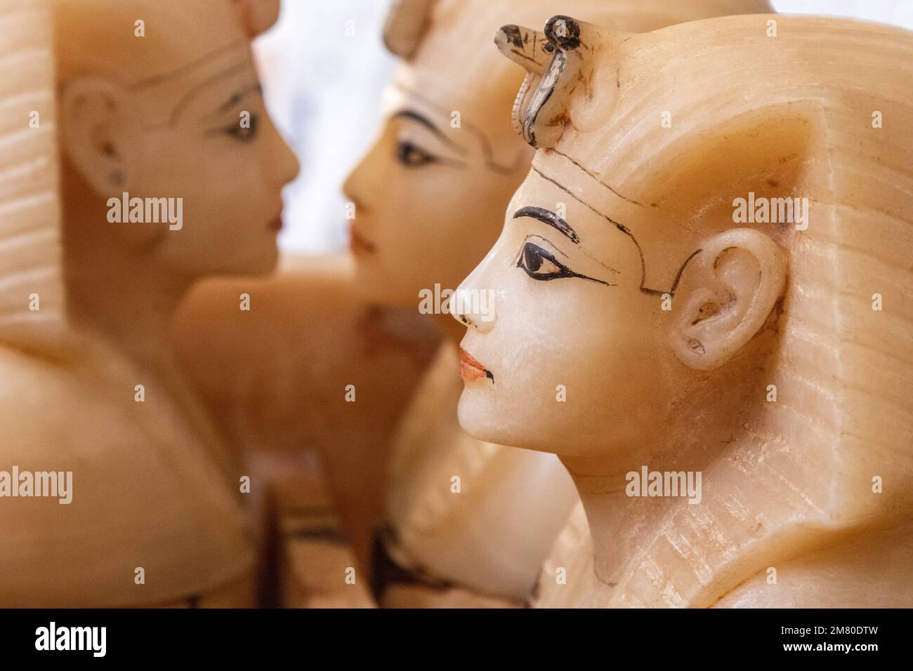 HEADS SCULPTED INTO THE ALABASTER INSPIRE BY THE FACE OF TUTANKHAMEN ...