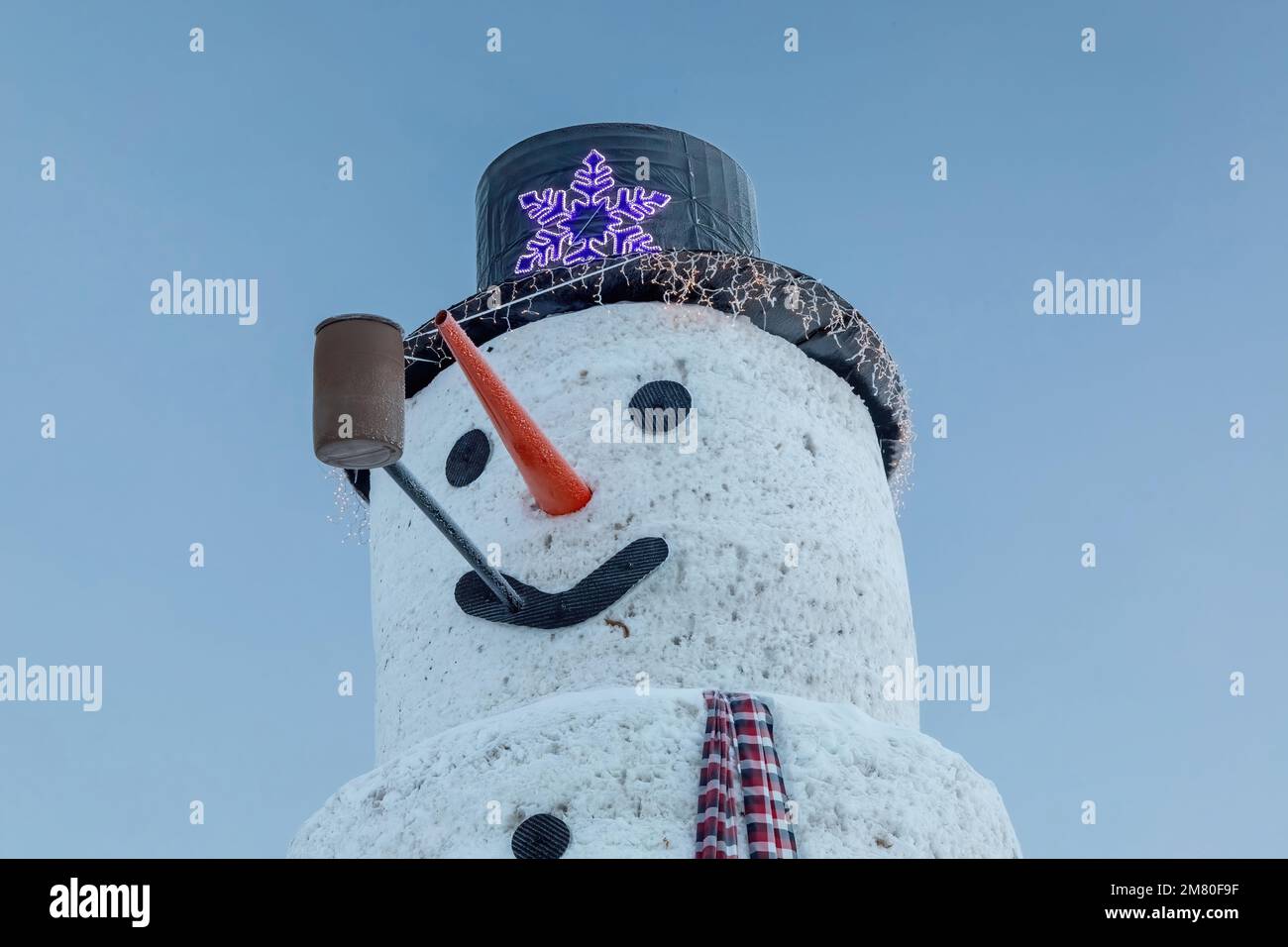 58 feet tall hi-res stock photography and images - Alamy