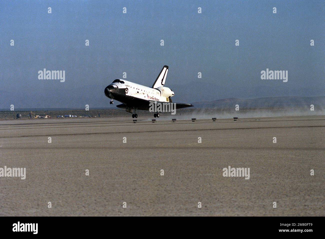 Challenger space shuttle before hi-res stock photography and images - Alamy