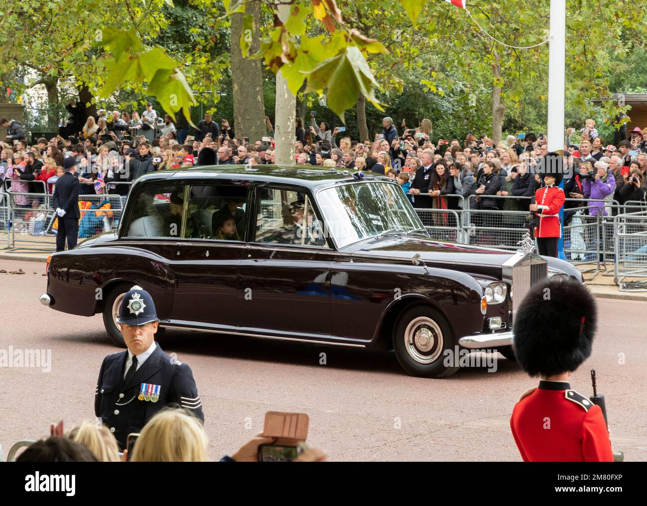 Princess charlotte queen funeral hi-res stock photography and images ...