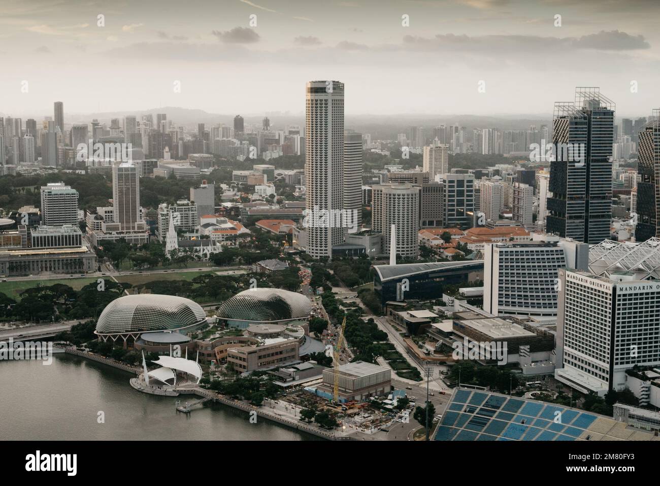 Beautiful shot skyscrapers singapore hi-res stock photography and ...