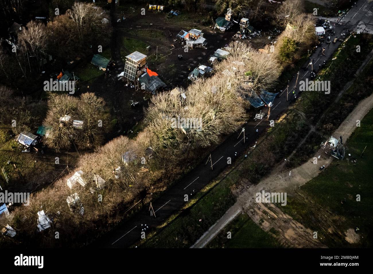 LÜTZERATH - A drone photo of the German police raid on the occupied ...