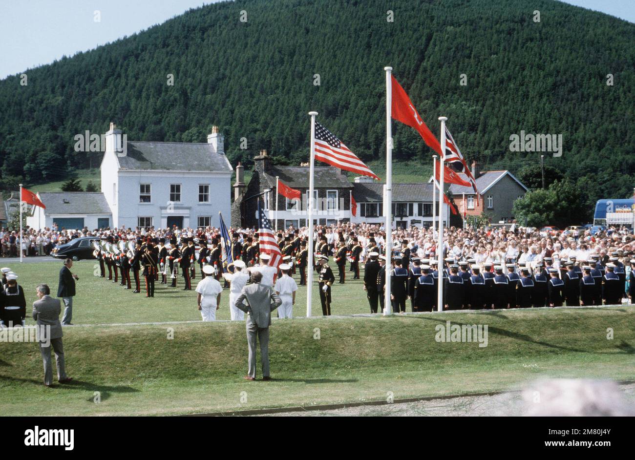 A detachment of crewmen and midshipmen from the destroyer USS SPRUANCE ...