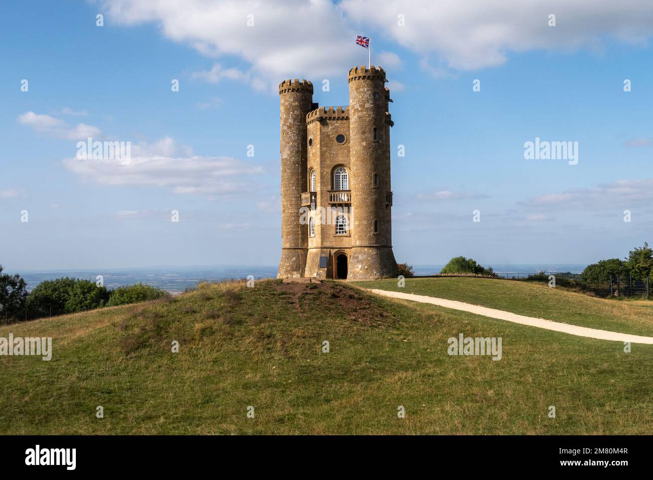 Broadway Tower at the top of Broadway Hill in the Cotswolds Stock Photo ...