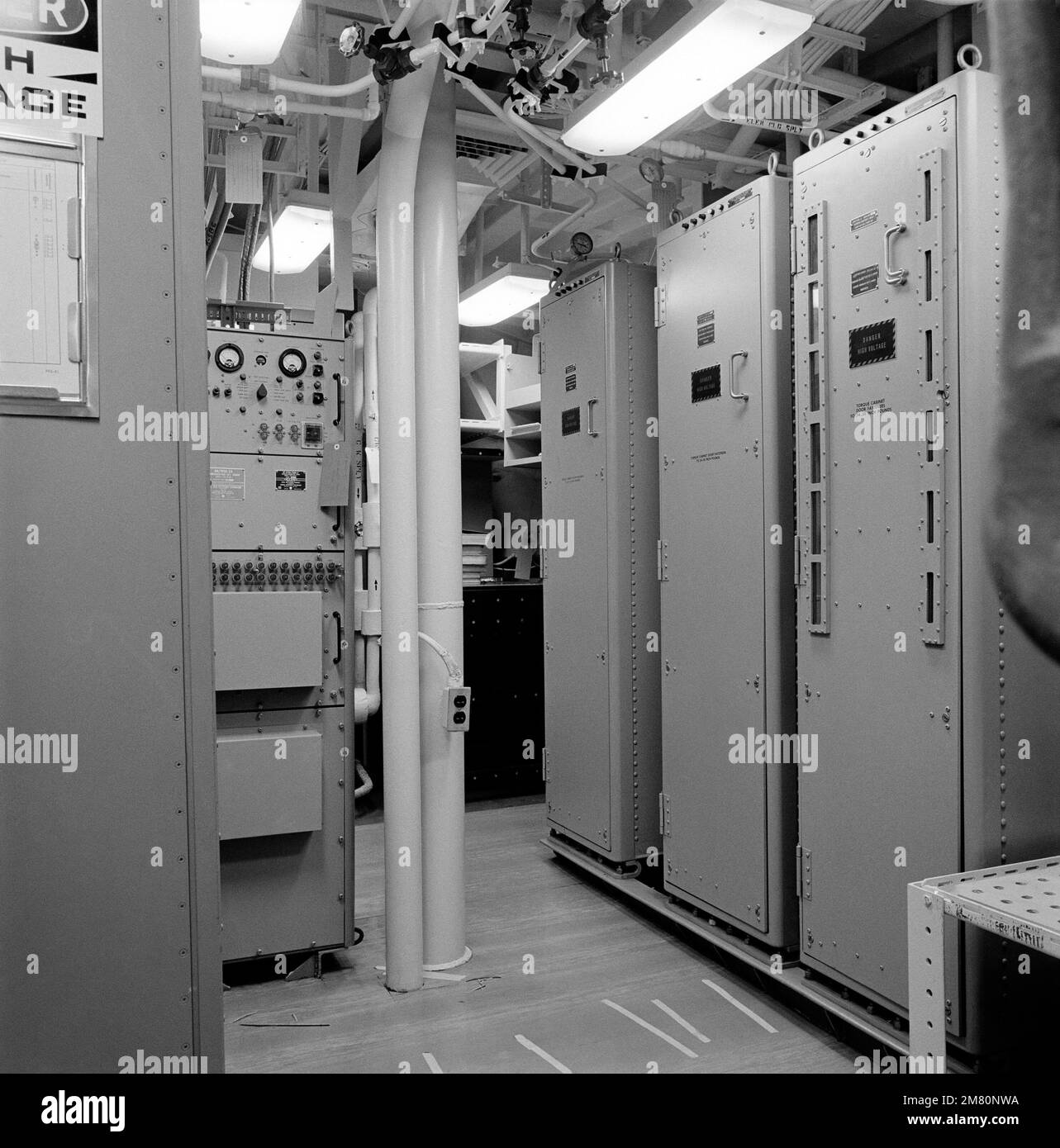 An interior view of the sonar equipment room aboard the guided missile ...