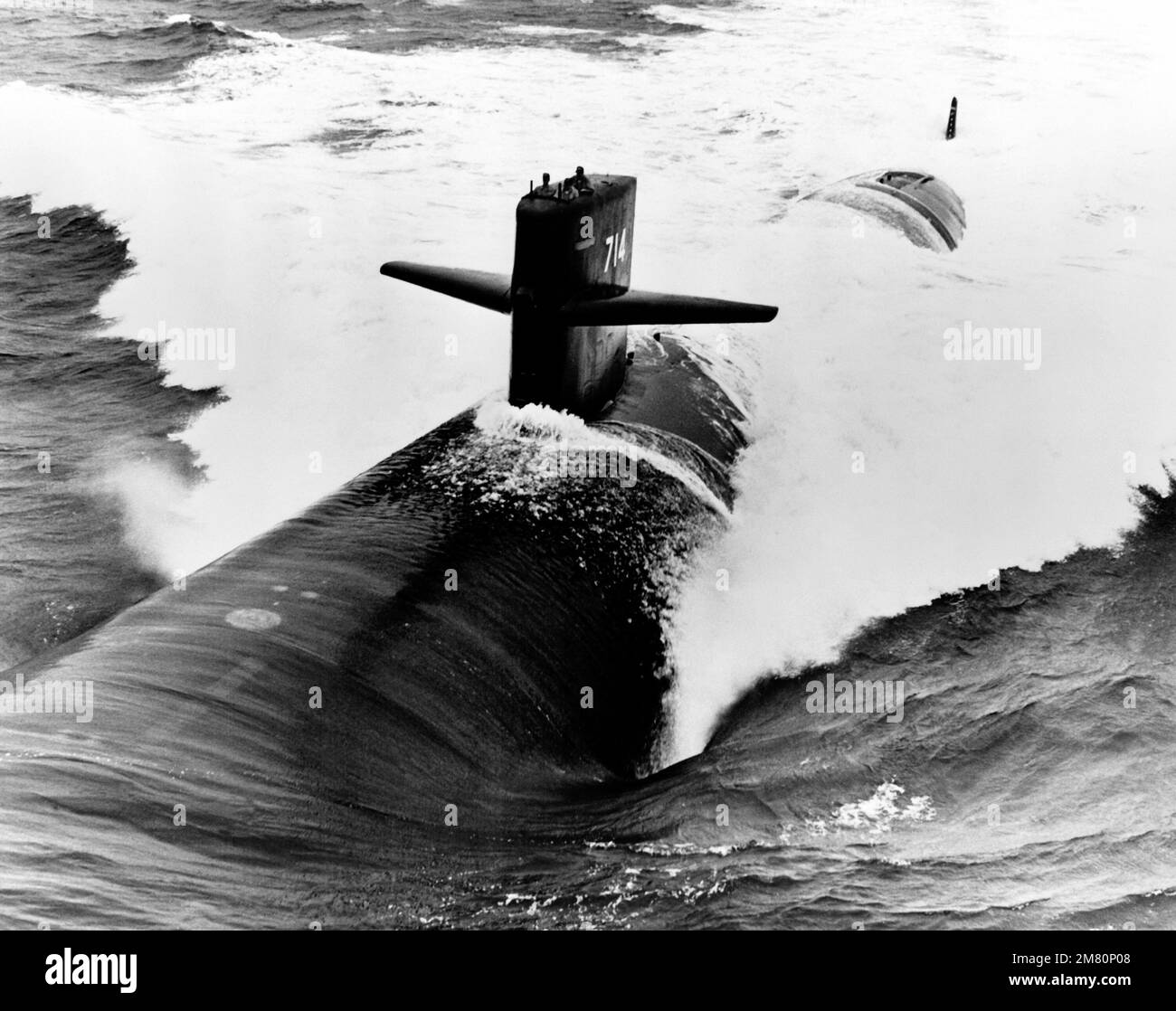 A port bow view of the nuclear-powered attack submarine USS NORFOLK ...