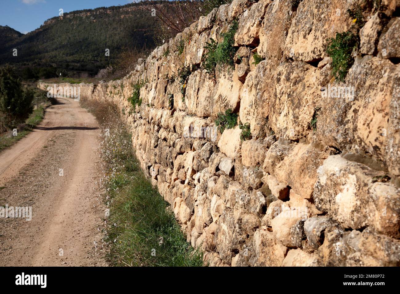 Dry stone walls croatia hi-res stock photography and images - Alamy