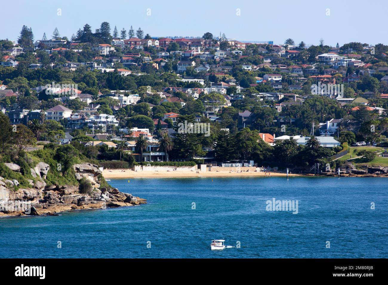 The small sandy Camp Cove Beach in Watsons Bay, the suburb of Sydney ...