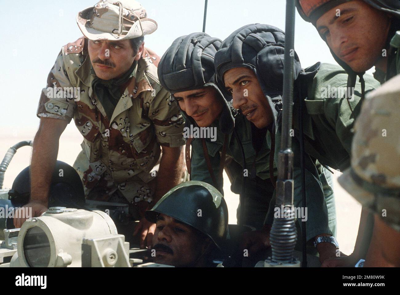 American soldiers demonstrate capabilities hi-res stock photography and ...
