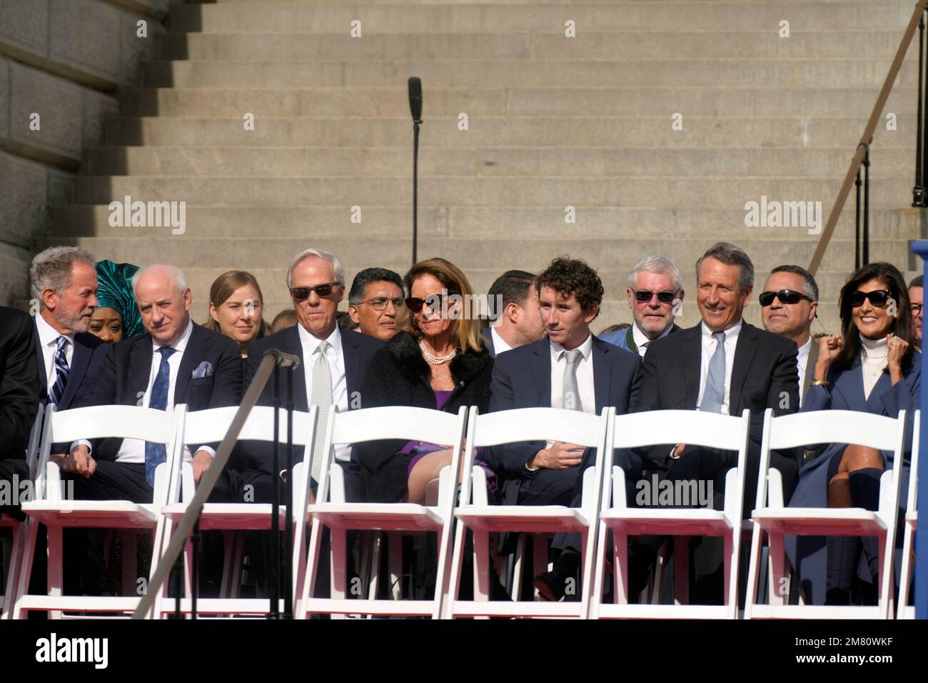 Former South Carolina Gov. David Beasley, from left, former Gov. Jim ...