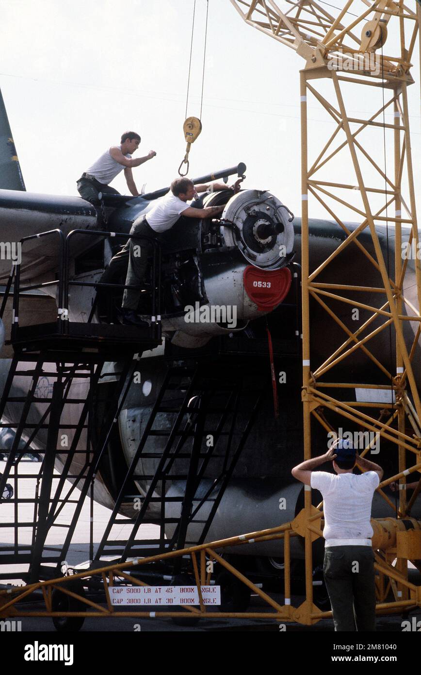 Technicians from the 314th Field Maintenance Squadron remove a faulty ...