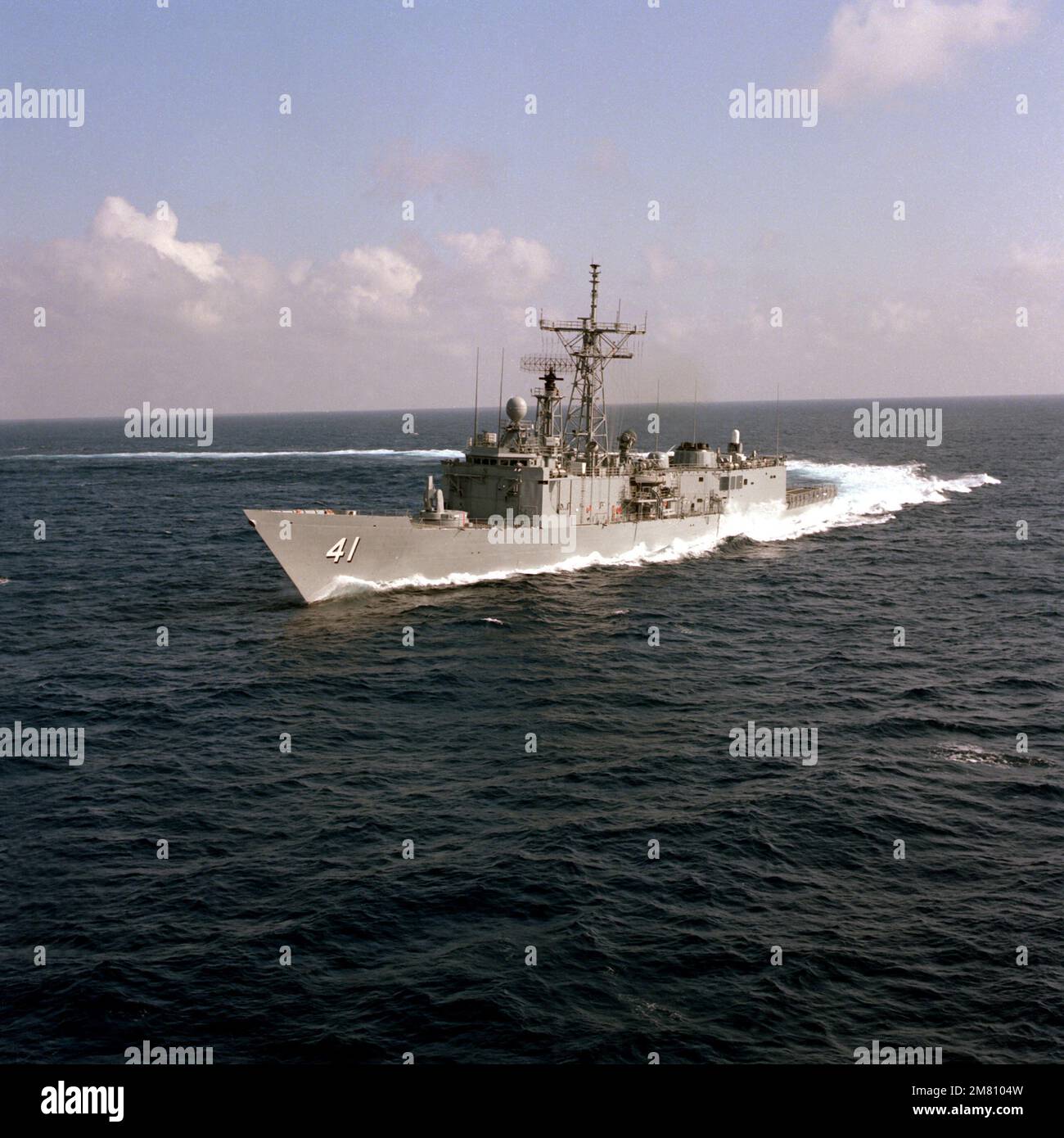 A port bow view of the guided missile frigate USS MCCUSKY (FFG-41 ...