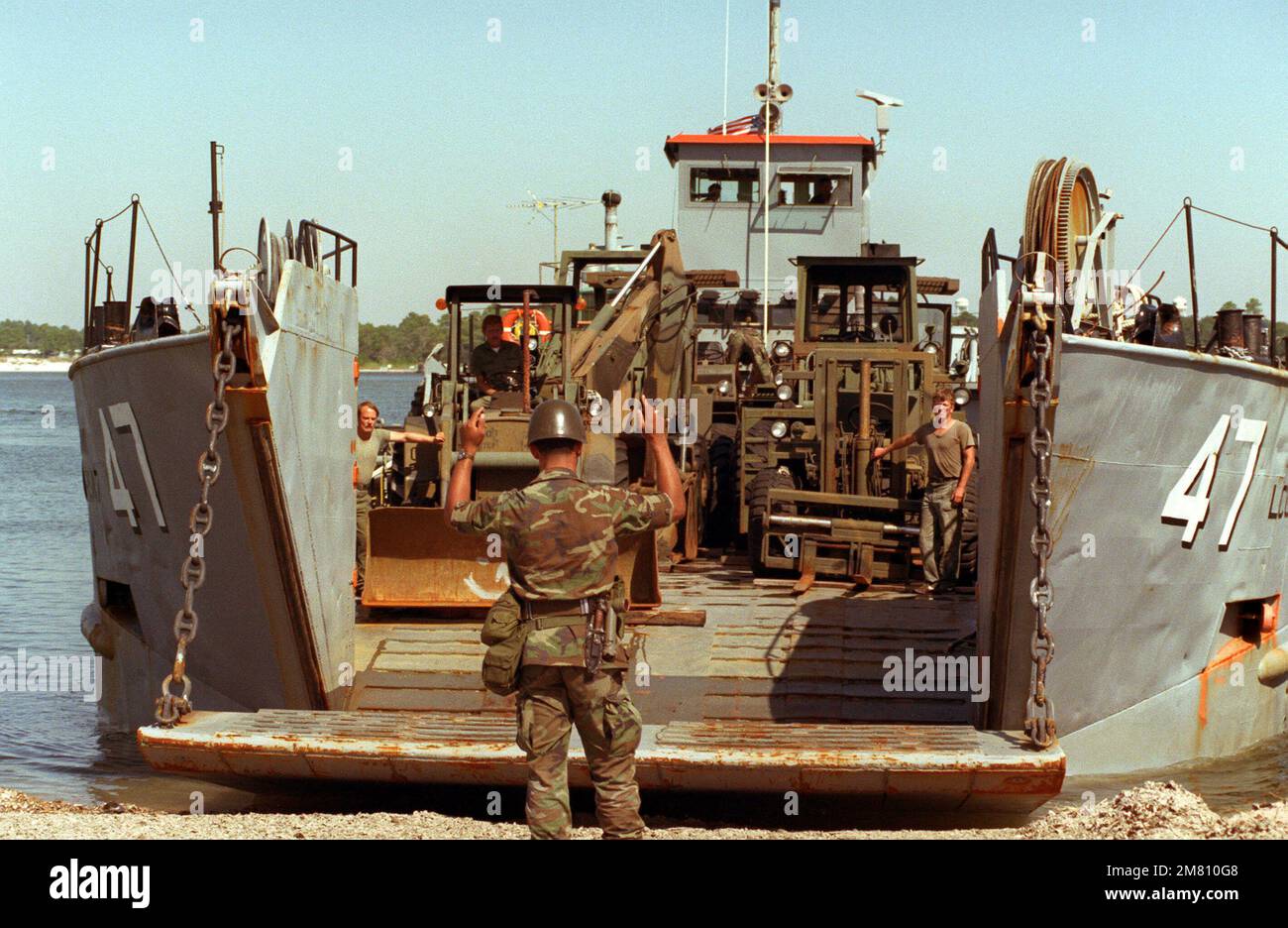 Us army lcu landing craft hi-res stock photography and images - Alamy