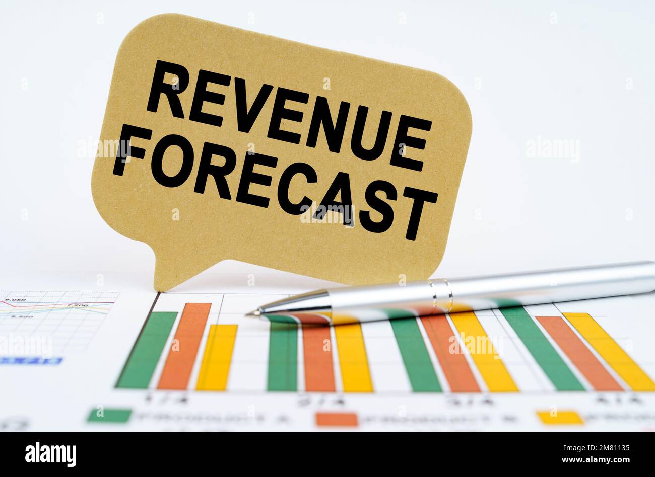 Showing sales charts hi-res stock photography and images - Alamy