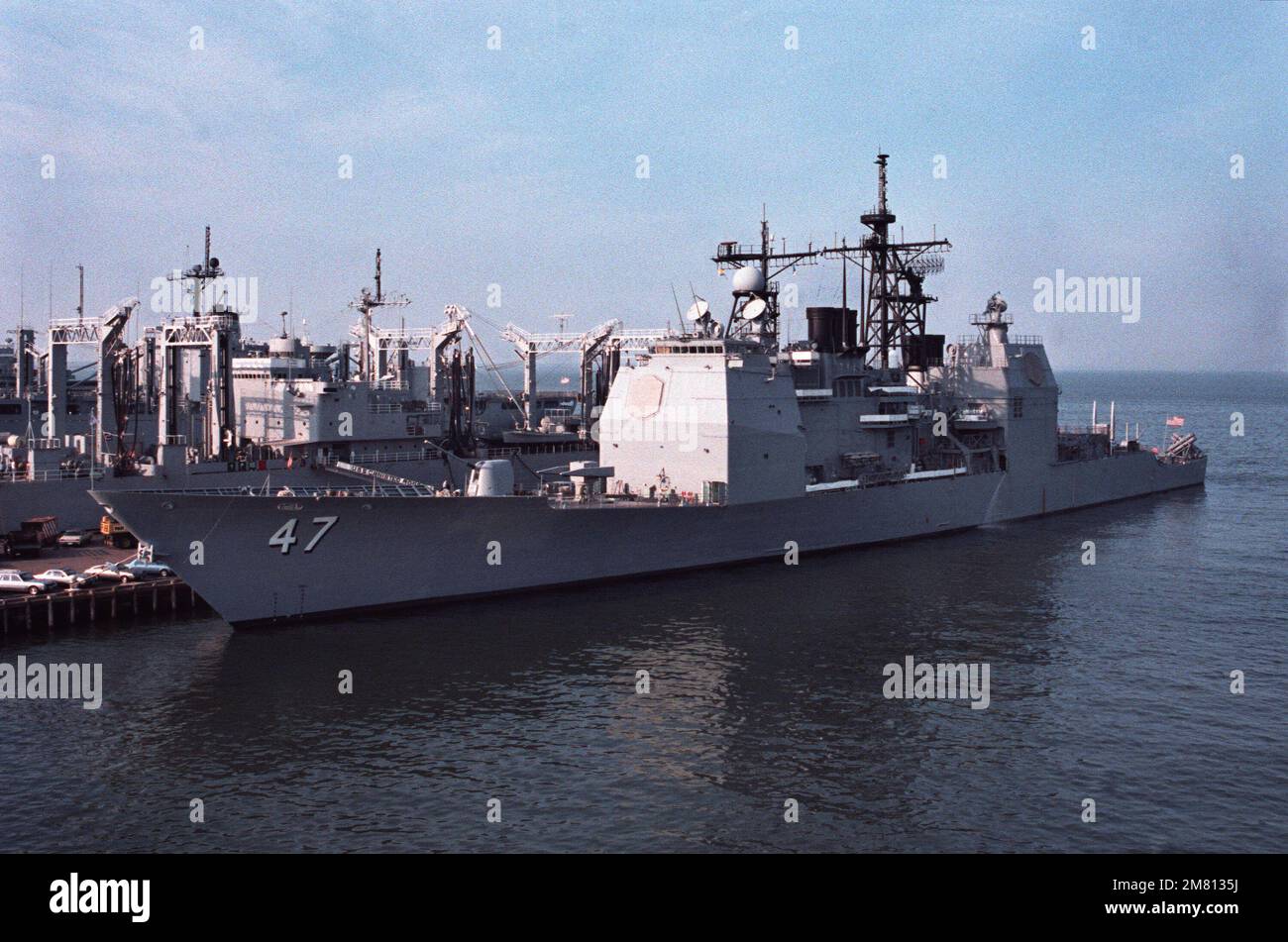 Aegis class cruiser hi-res stock photography and images - Alamy