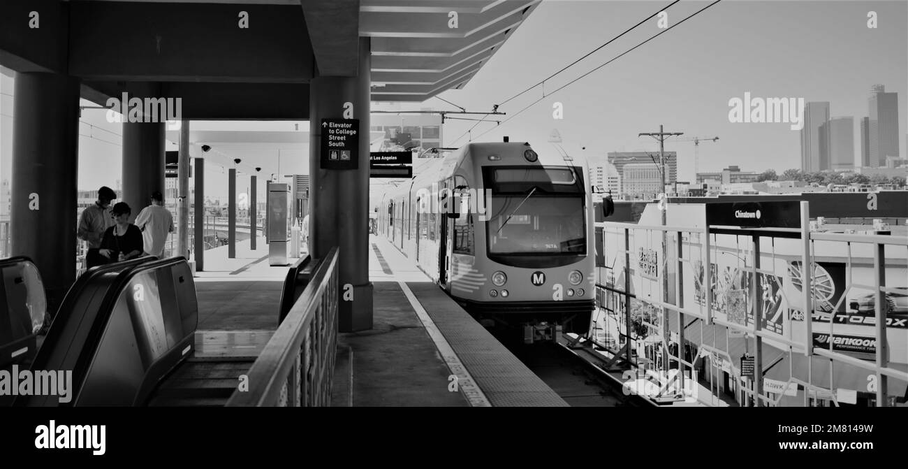 A grayscale shot of a train at the railway station in Los Angeles ...